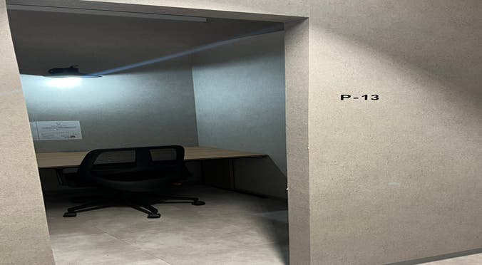 【P-13】1名個室(天井空きあり)　南越谷・新越谷駅から徒歩3分のコワーキングスペース▼通話/動画イヤホン必須