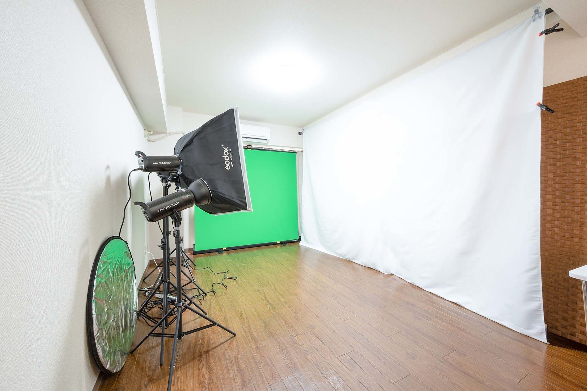 ハロースタジオ新宿御苑【格安】撮影機材・設備が全て無料スタジオの写真3