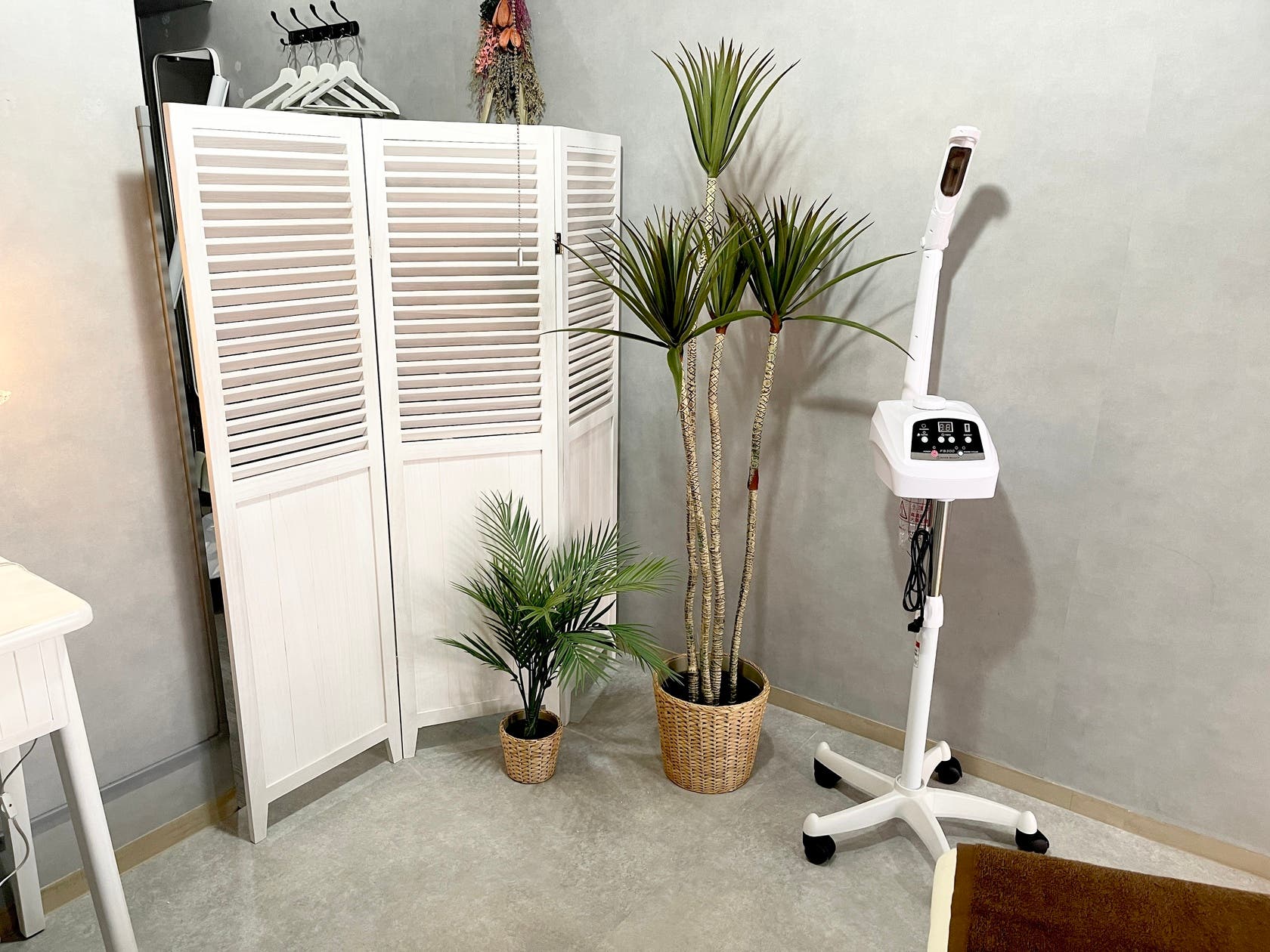 【新宿西口駅10秒】新宿駅2分の超駅近🚶｜地域最安｜清潔感のある内装｜高性能備品多数｜毎日清掃🧹｜🌱レンタルサロンの写真9