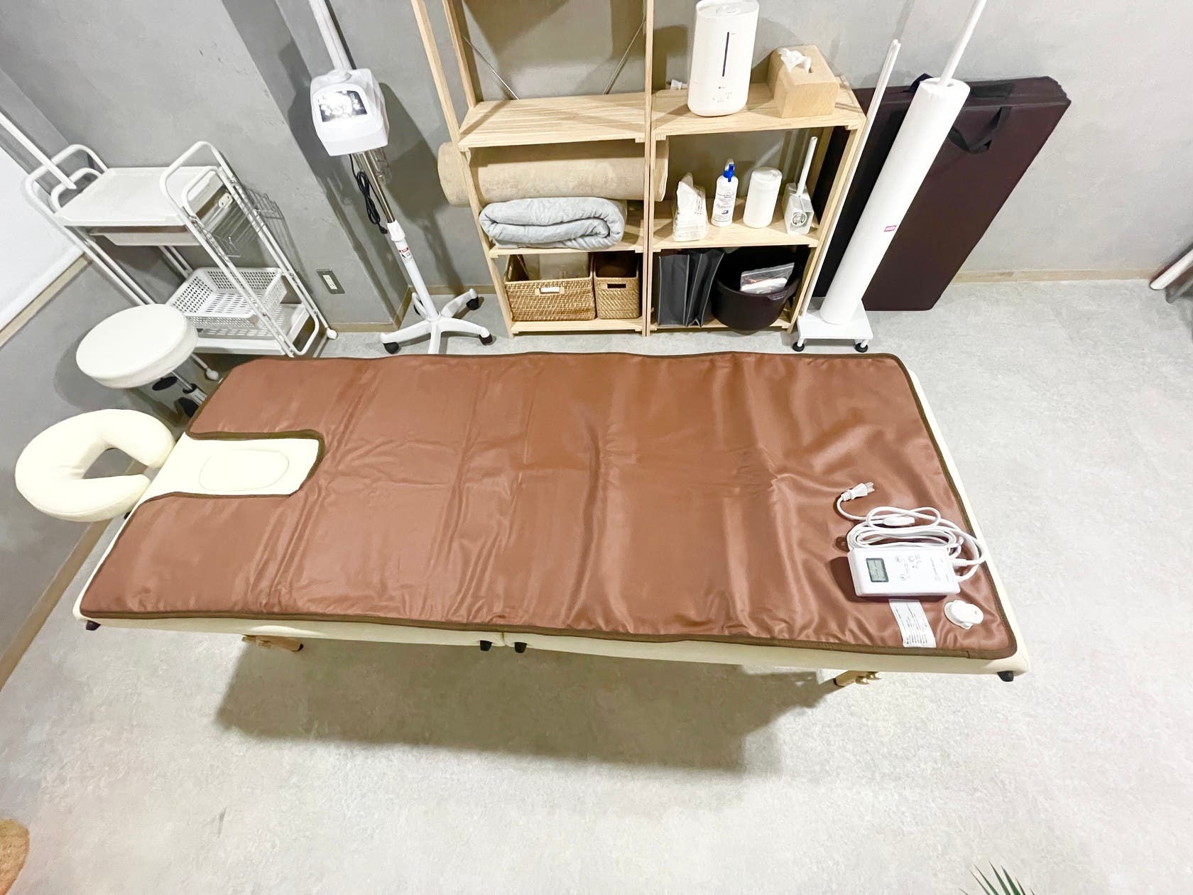 【新宿西口駅10秒】新宿駅2分の超駅近🚶｜地域最安｜清潔感のある内装｜高性能備品多数｜毎日清掃🧹｜🌱レンタルサロンの写真10