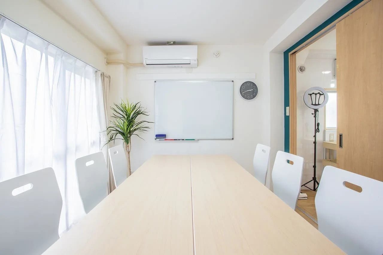【東新宿会議室】新大久保徒歩5分👟東新宿・新宿からアクセス◎完全個室｜会議室｜Wi-Fi｜10名収容｜プロジェクター🎥_508の写真2
