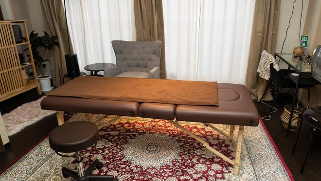 【銀座エリアで破格】東銀座5分・新富町1分・築地駅6分の好立地✨ラグジュアリーな隠れ家サロン/無料の備品充実でコスパ◎の写真2