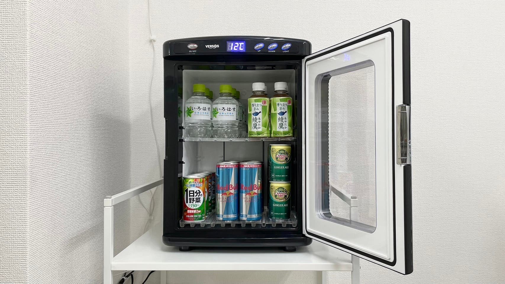 【24h営業🕒】スピーカー,三脚など備品全て無料◎1階にありジャンプOK！≪四谷三丁目3分≫ダンス💃演劇🎭｜40㎡｜4.2m鏡の写真5