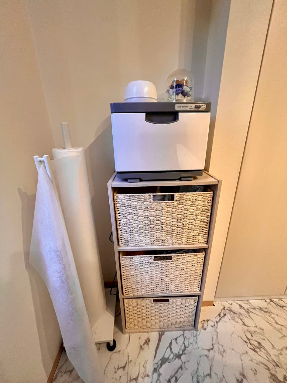 中目黒駅から徒歩6分！脱毛．ホワイトニングマシーンあり！研修や撮影でもお使いください✨個別商談スペース駐車場あり‼️の写真7