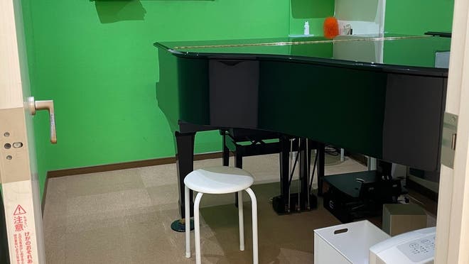 (月木昼間のみ割安プラン)ピアノ、楽器の練習◎レッスン◎ グランドピアノ ヤマハC3の写真2