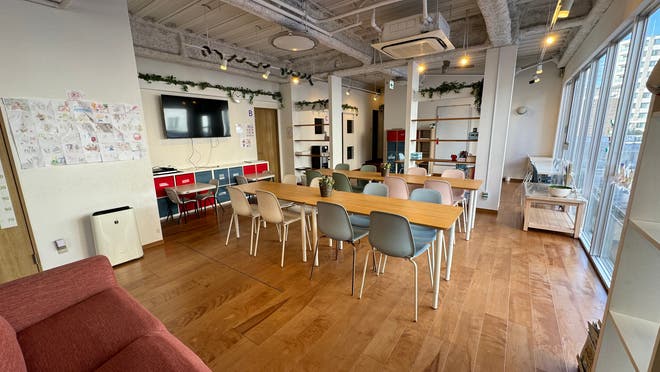 【三鷹:ラウンジルーム】駅近好立地!お子様連れ大歓迎👌パーティー/お誕生日会/懇親会/謝恩会/ママ会にぴったり🎉の写真2