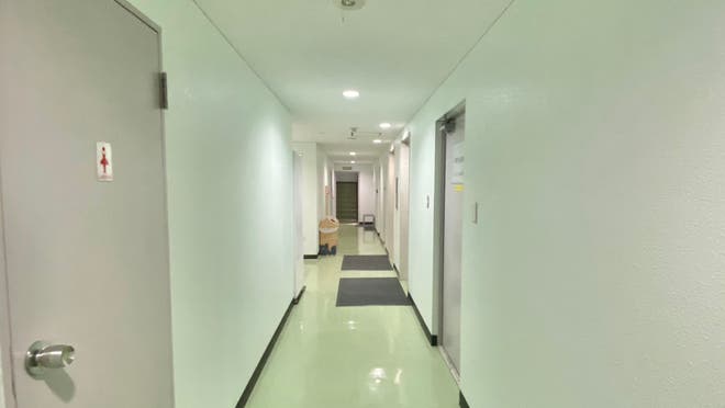 【新宿御苑前駅から徒歩3分・54名利用可🌟】■会議・研修・セミナー・ウェビナー・説明会■全室新宿御苑が見えます■3階B会議室の写真6