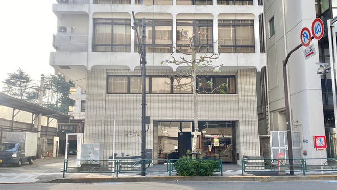 【新宿御苑前駅から徒歩3分・54名利用可🌟】■会議・研修・セミナー・ウェビナー・説明会■全室新宿御苑が見えます■3階B会議室の写真10