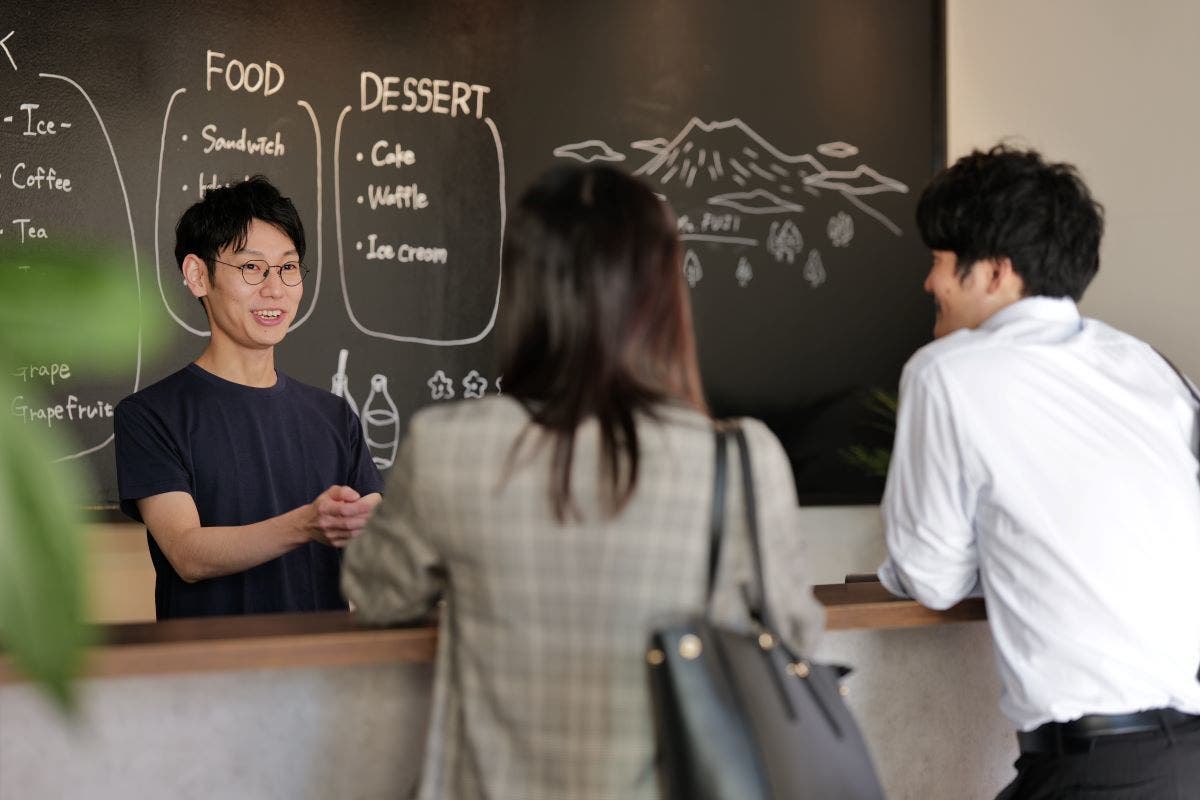 富士宮駅から徒歩1分【12名】駐車場・大画面モニター・ホワイトボード無料の写真6