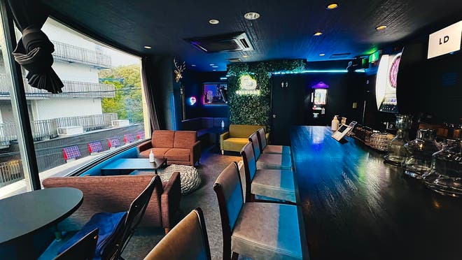 ◆神戸三宮駅から徒歩5分の開放的なバー! ダーツ有!の写真1