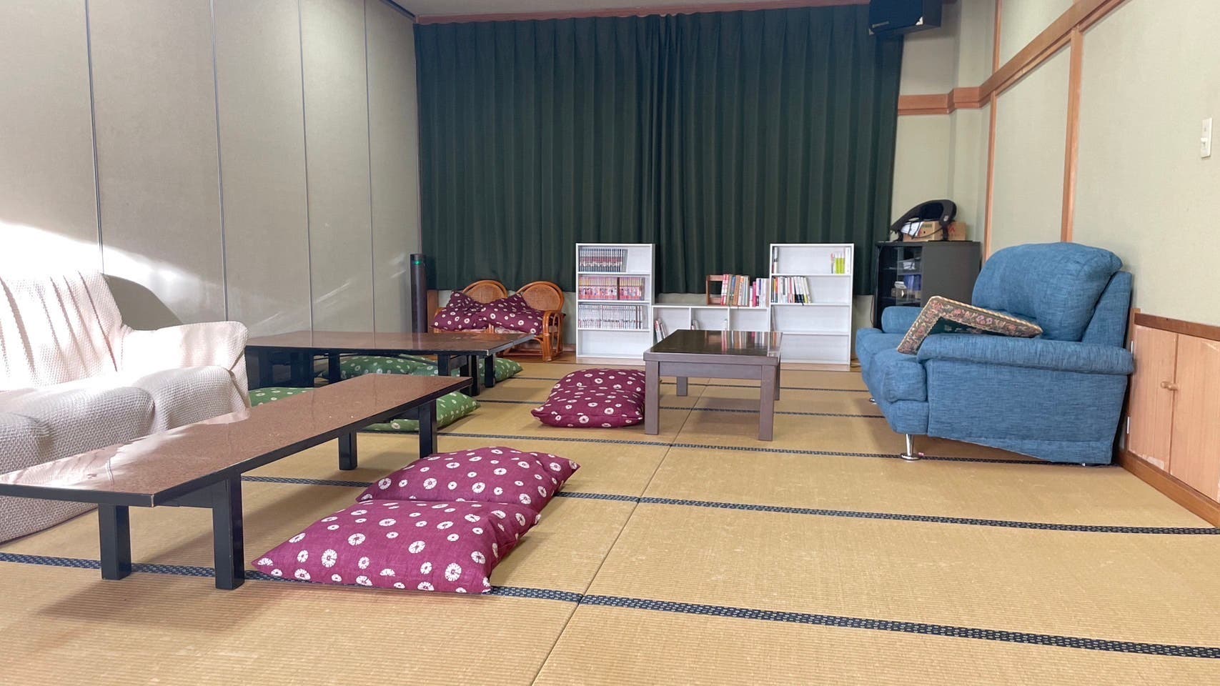 ワークショップ、セミナー、勉強会、ボードゲームなどのスペースの写真1