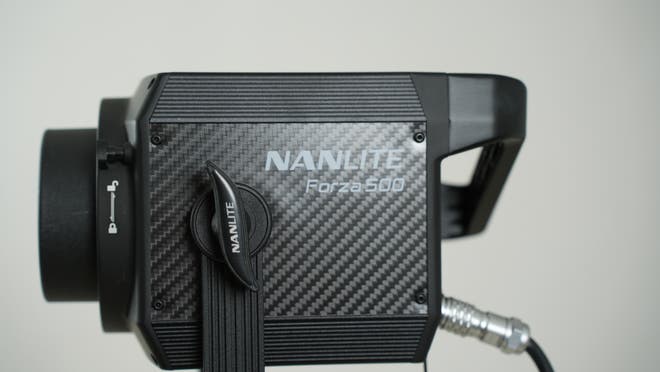 【照明機材無料/冬の平日キャンペーン実施中】半地下/白の漆喰壁/2灯ストロボシンクロ撮影/LED空間照明撮影/大久保駅徒歩5分の写真4