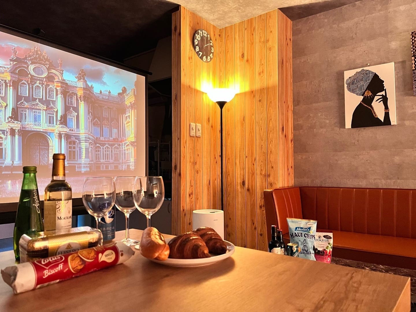 🌸期間限定プライス‼🌸丸の内駅2分🚶🏻会議･ｾﾐﾅｰ･懇親/女子会🤗84㌅スクリーン📽️光回線📶多用途スペース！の写真10