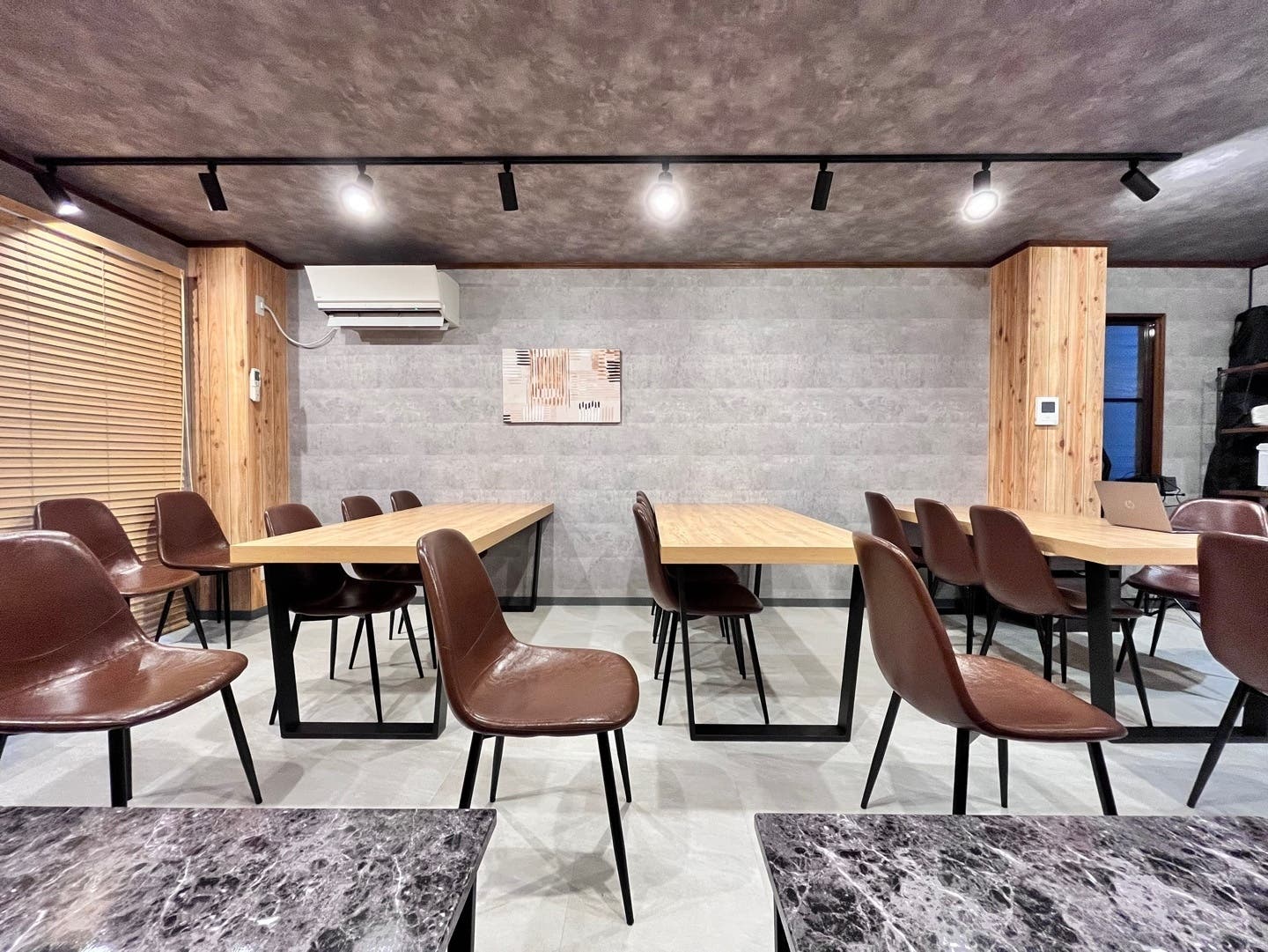 🌸期間限定プライス‼🌸丸の内駅2分🚶🏻会議･ｾﾐﾅｰ･懇親/女子会🤗84㌅スクリーン📽️光回線📶多用途スペース！の写真15