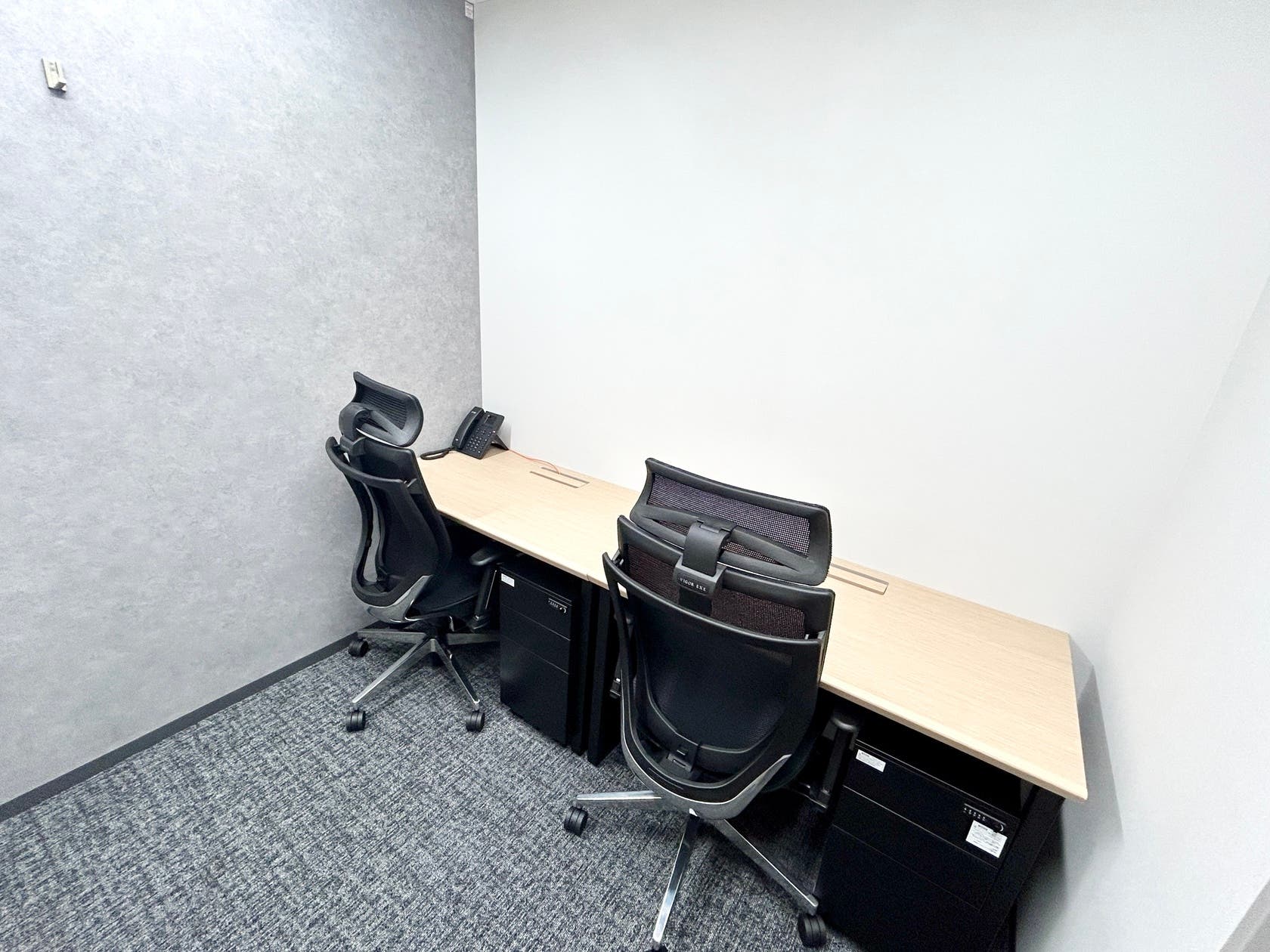 203【 横浜駅 1分】オプション料金0円で設備・備品使い放題♪WiFi無料！清掃で衛生面も安心♥便利な駅近の写真1