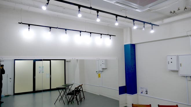 【武蔵小金井駅徒歩2分!】ダンスやヨガができる/ リノリウム床材/1.8m x 3.2mの大型鏡 レンタルスタジオ武蔵小金井リノの写真3