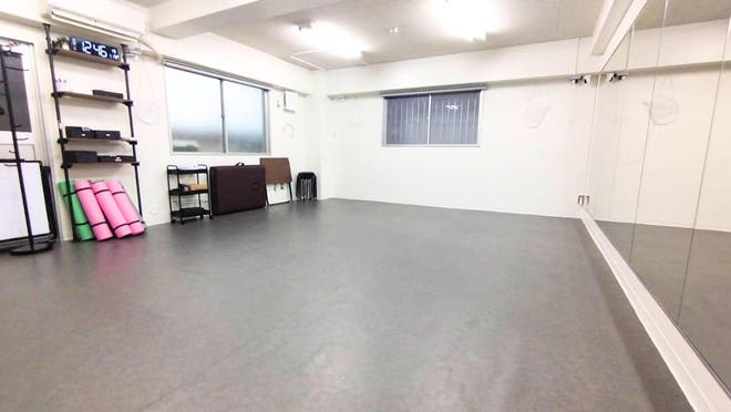 【三ノ宮駅2分】🎉New Open🎉長時間割最大22%OFF🉐✨5mの大型鏡🪞24hダンス/ヨガ💃🤸♀️の写真4