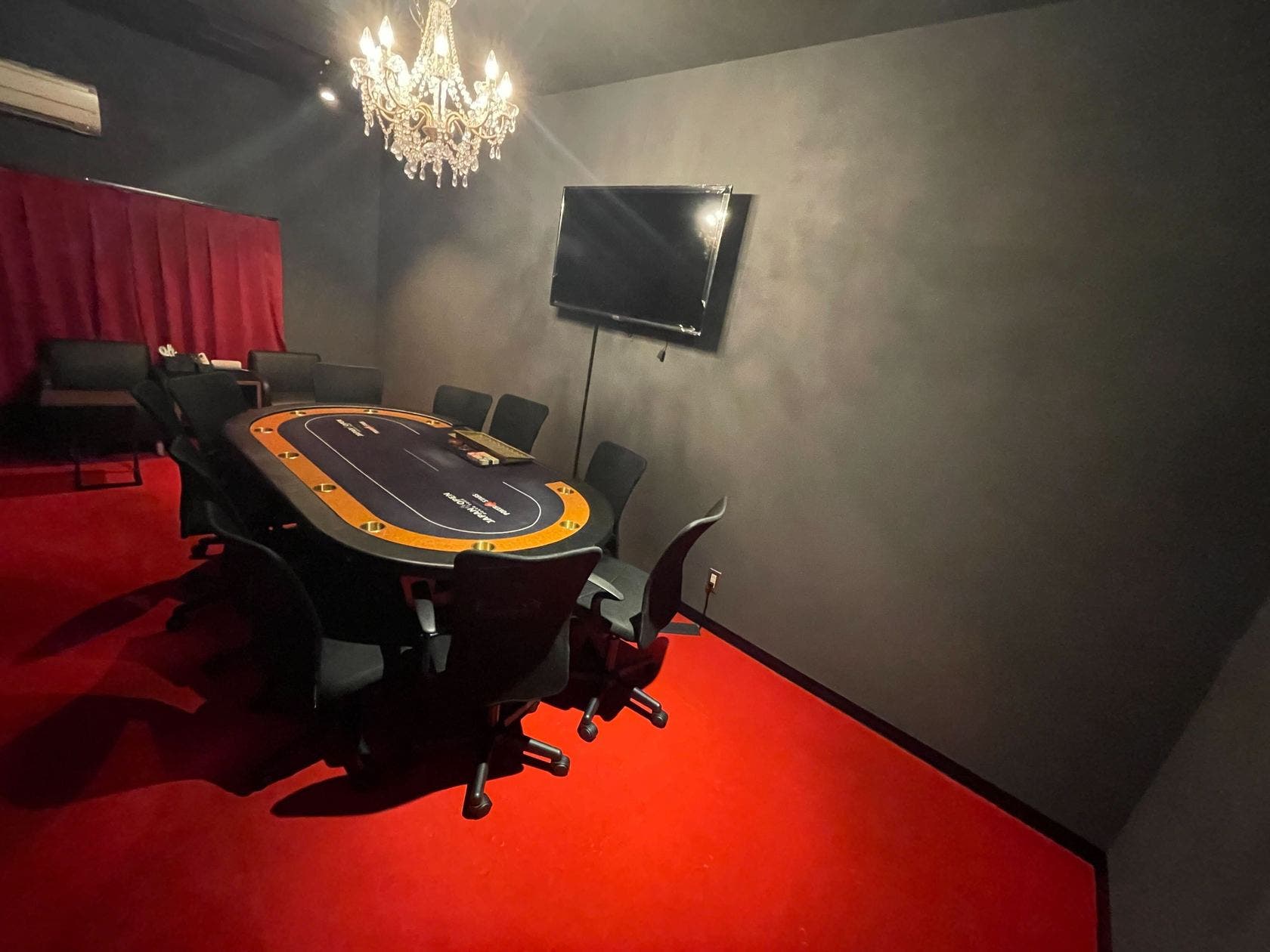 本格ポーカーテーブル/駅3分/防音/個室/貸卓/最大20名/身内利用/の写真5