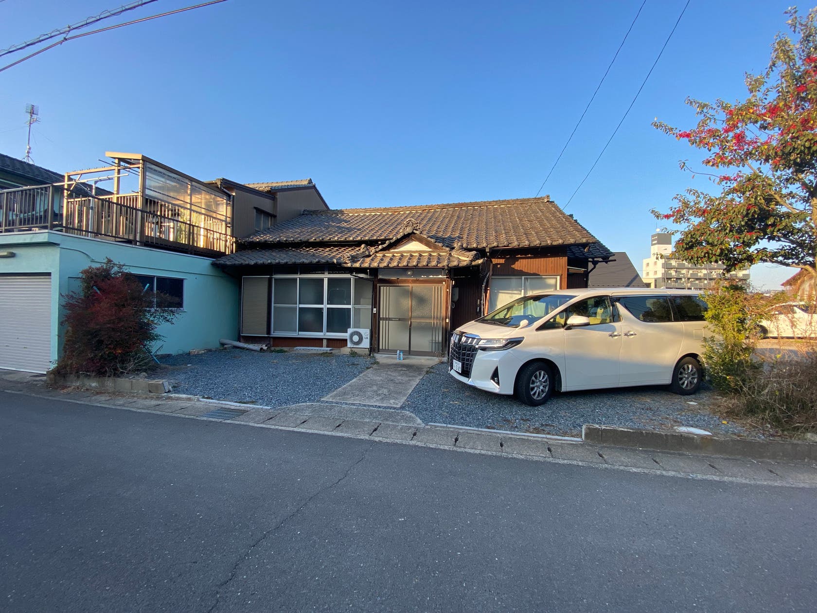 【各務原市那加_撮影スタジオ_古民家リノベ済】白基調の撮影スペース〈コスプレ／ポートレート／ベビー／バースデーフォトなど〉の写真11