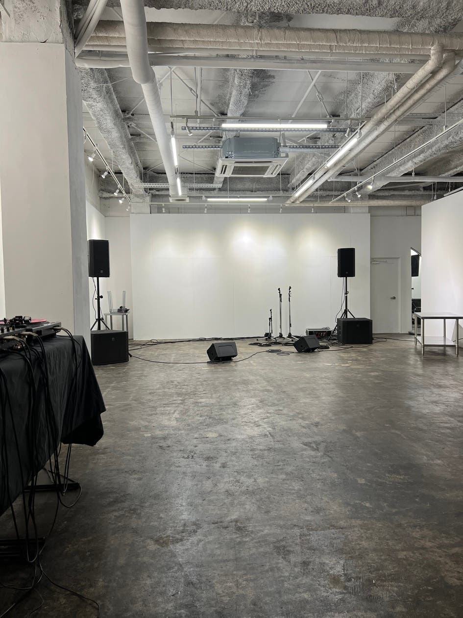 福岡市天神から2駅3分の好立地　市内屈指のサイズの大きなギャラリーの写真6