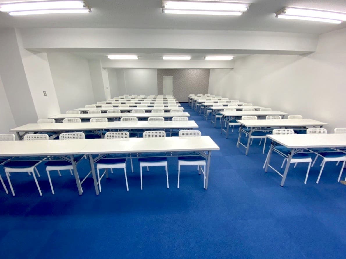 【神田駅から徒歩5分】⭐️無料備品多数⭐️会議・研修・試験会場等様々な用途でご利用可能⭐️4階C会議室の写真2