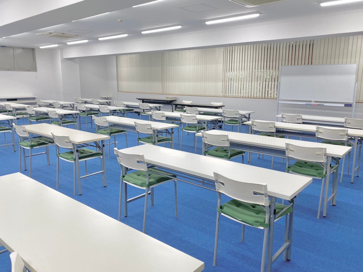 【神田駅から徒歩5分】⭐️無料備品多数⭐️会議・研修・試験会場等様々な用途でご利用可能⭐️2階ホールの写真5