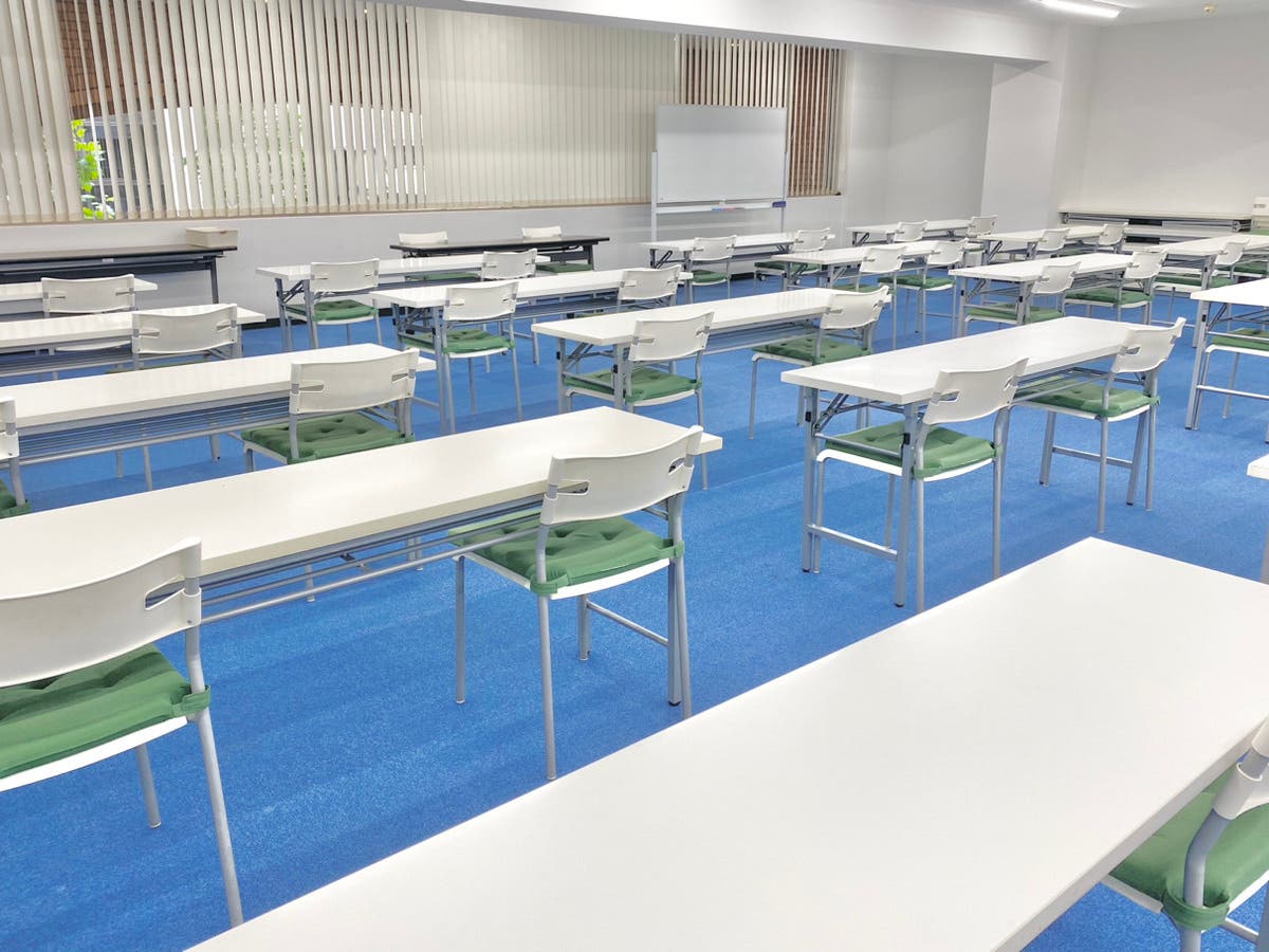 【神田駅から徒歩5分】⭐️無料備品多数⭐️会議・研修・試験会場等様々な用途でご利用可能⭐️2階ホールの写真6