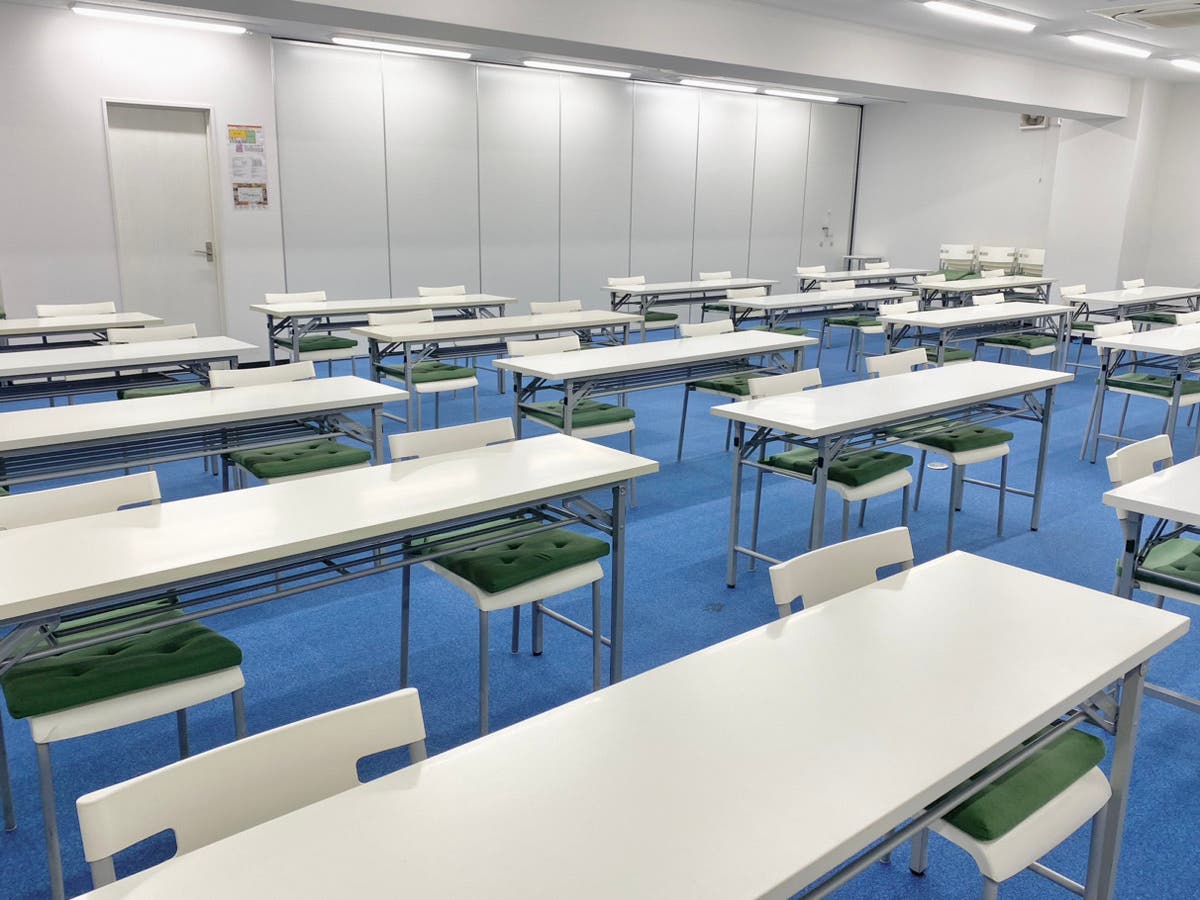 【神田駅から徒歩5分】⭐️無料備品多数⭐️会議・研修・試験会場等様々な用途でご利用可能⭐️2階ホールの写真7