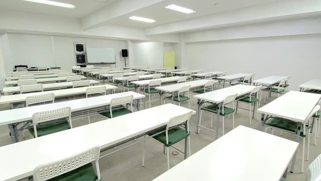 【秋葉原駅から徒歩8分・75名利用可⭐】設備充実⭐会議・研修・セミナー・試験・ウェビナー・説明会■4階A会議室の写真3