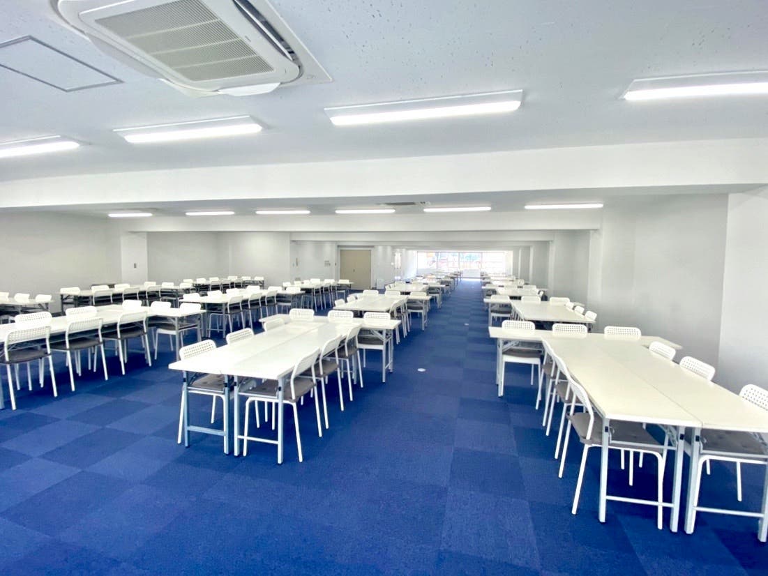 【神田駅から徒歩5分】⭐️無料備品多数⭐️会議・研修・試験会場等様々な用途でご利用可能⭐️神田3階ホールの写真3