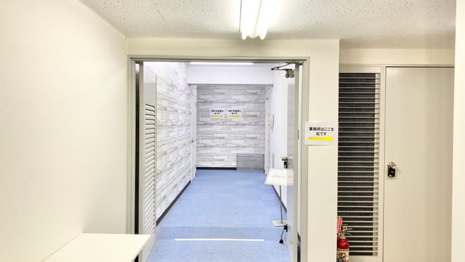 【神田駅から徒歩5分】⭐️無料備品多数⭐️会議・研修・試験会場等様々な用途でご利用可能⭐️4階D会議室の写真8