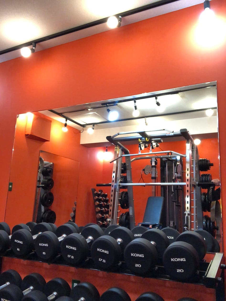 北新地駅から徒歩2分のレンタルジム、ホテルモントレ　フルーレから100m未満の距離です。の写真11