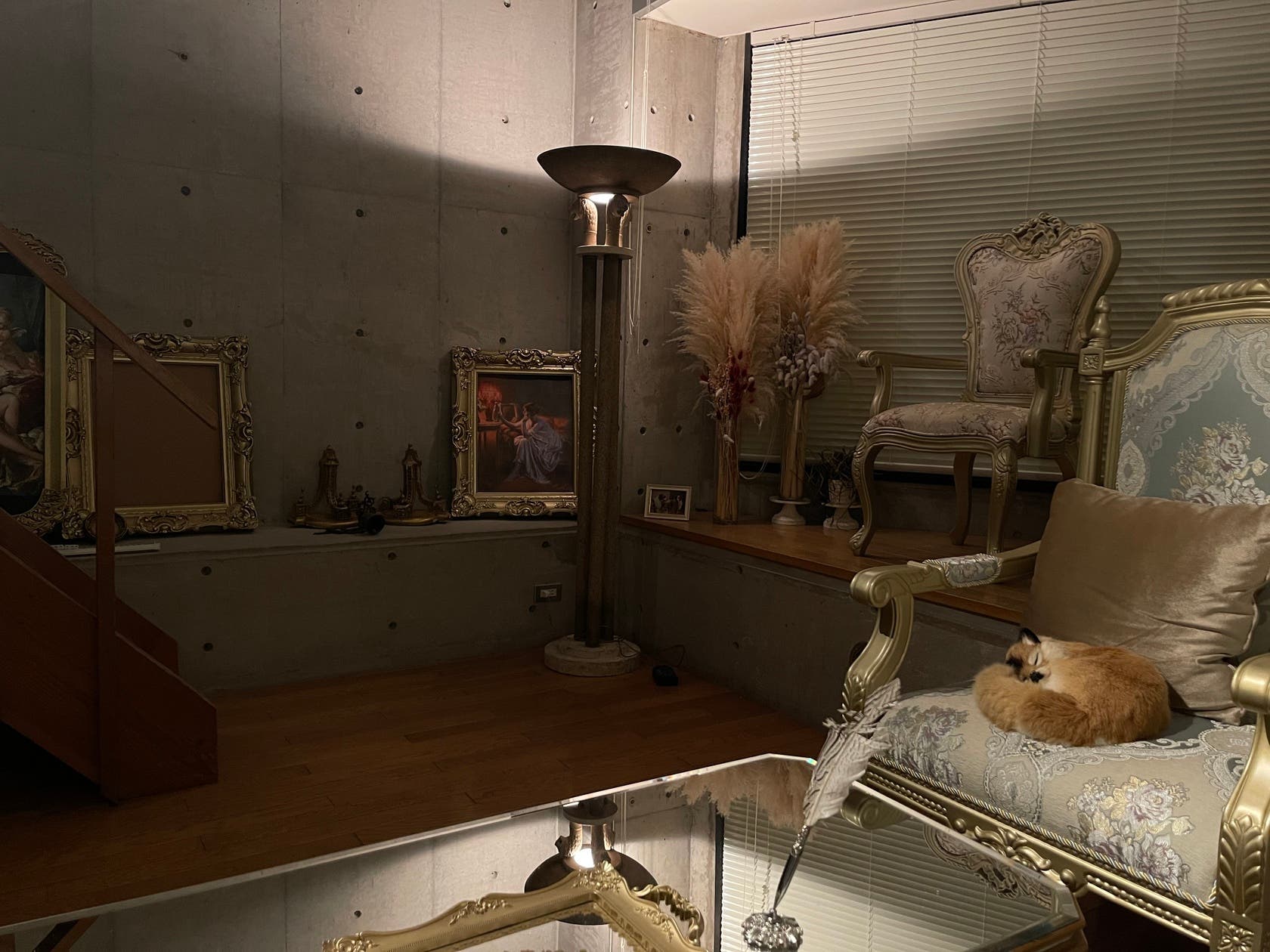 ゴシック風スペース・女子会・誕生日会・撮影会・コスプレ撮影・ママ会・会議利用などにの写真5