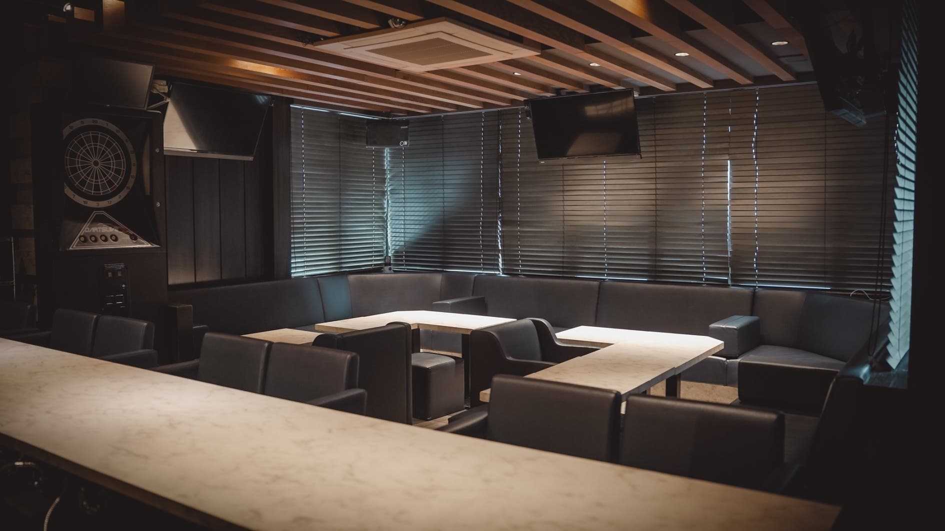 新宿好立地♪箱代1h10,000円!!最大40名!!綺麗な店内！設備充実！の写真5