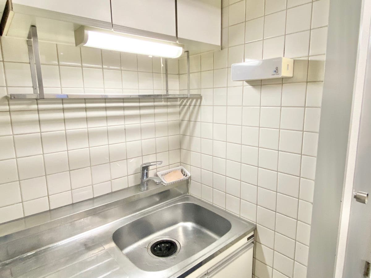 【神田駅から徒歩5分】⭐️無料備品多数⭐️会議・研修・試験会場等様々な用途でご利用可能⭐️5階C会議室の写真7