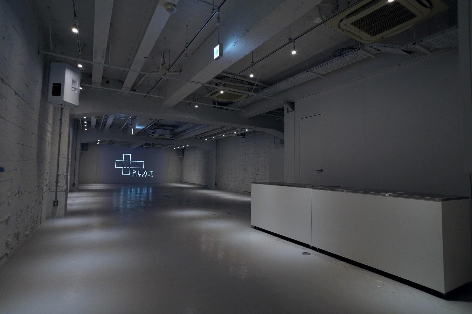 渋谷・原宿エリアに佇む真っ白なギャラリーイベントスペースの写真8