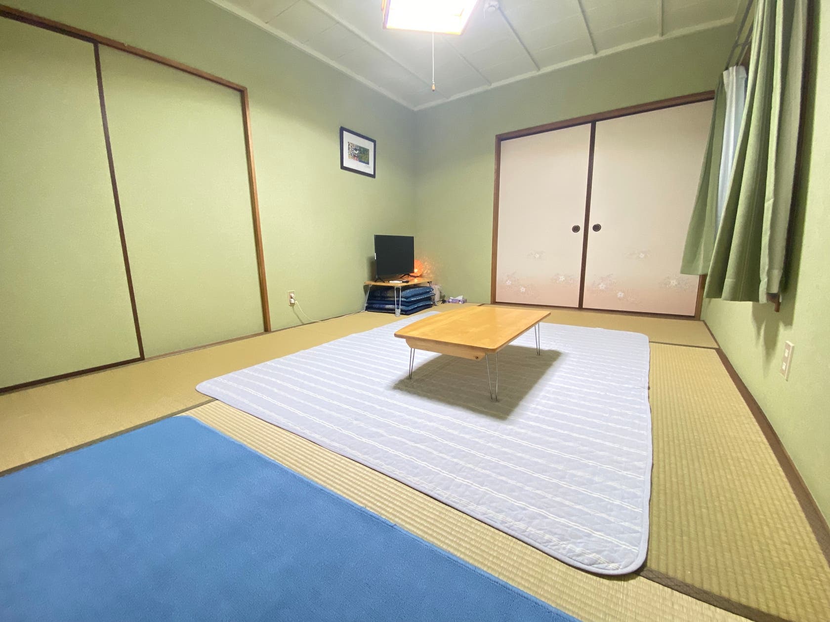 広い一軒家の一階部分貸し出し、高松駅、港徒歩5分、スーパー1分、海、浜辺2分。の写真12