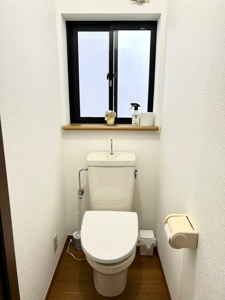 高松駅に近い、一軒家まるごと貸切、窓から漁港風景、駐車二台無料の写真14