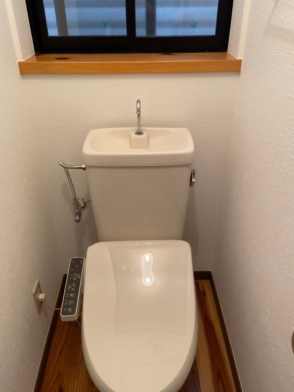 高松駅に近い、一軒家まるごと貸切、窓から漁港風景、駐車二台無料の写真15