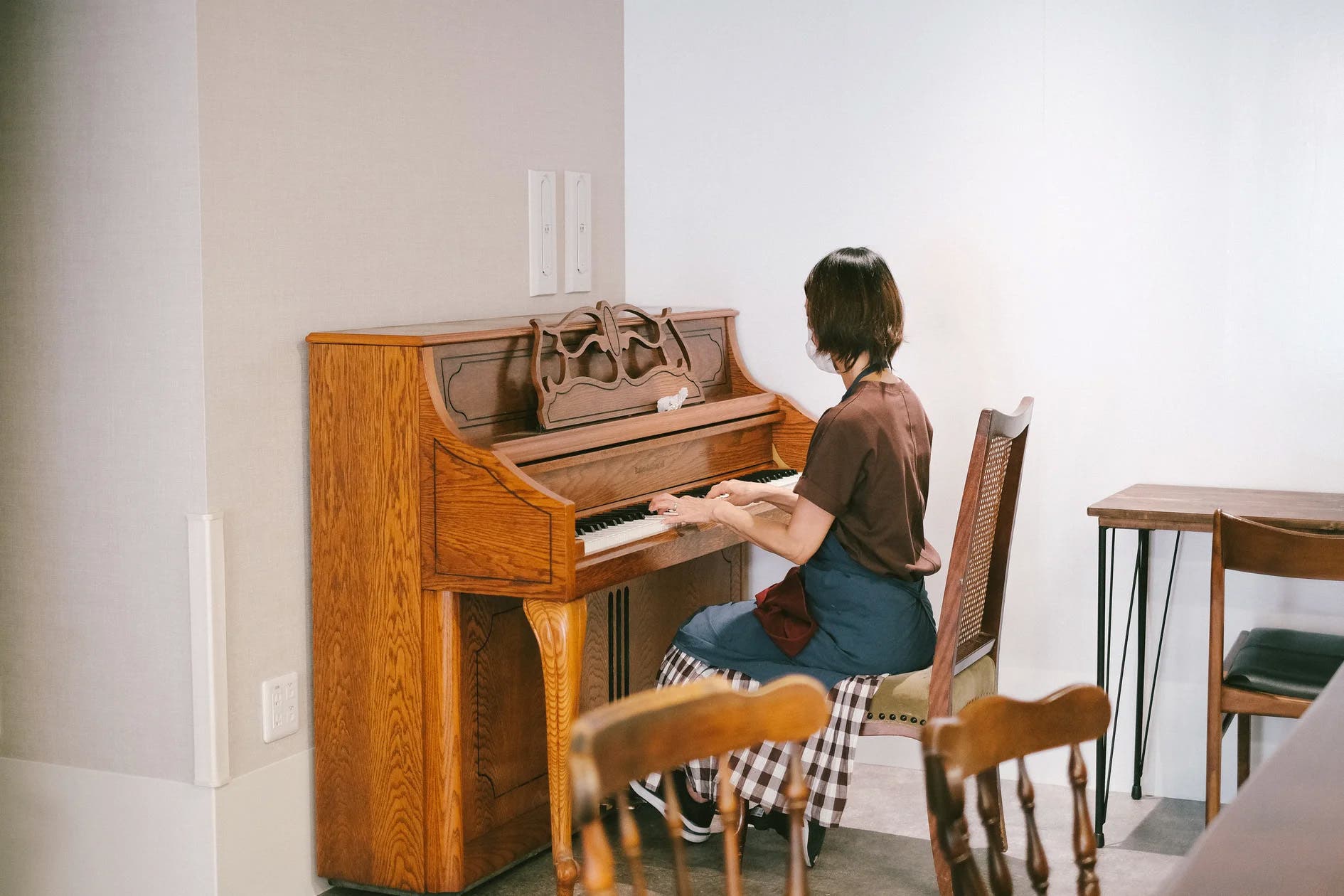 アップライトピアノの画像1