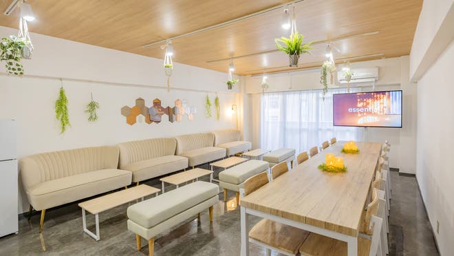 🌈コスパ最強🏆ベストホスト🏆100㌅超大型スクリーン/ドンキすぐ/最大30名/交流会・各イベント利用に最適/ゴミ無料👍の写真1