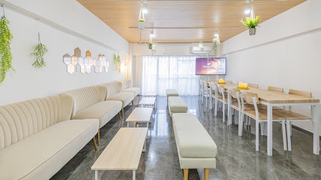 🌈コスパ最強🏆ベストホスト🏆100㌅超大型スクリーン/ドンキすぐ/最大30名/交流会・各イベント利用に最適/ゴミ無料👍の写真5