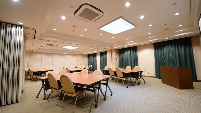 面積106㎡の大規模スペースです。最大で68名まで利用できます。の写真1