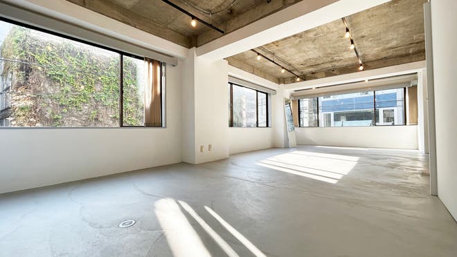 神宮前2丁目の好立地!2F アパレルの展示会に!!!の写真1