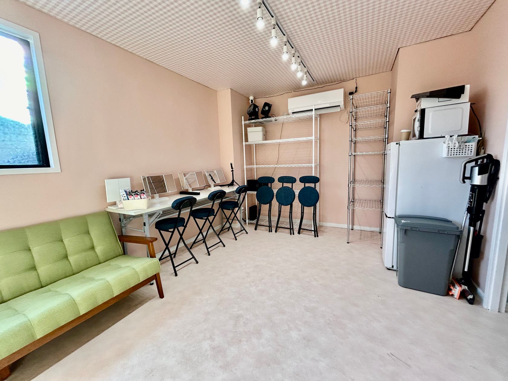 駅近☆オフ会や撮影会などができる可愛いらしいカフェスペースの写真16