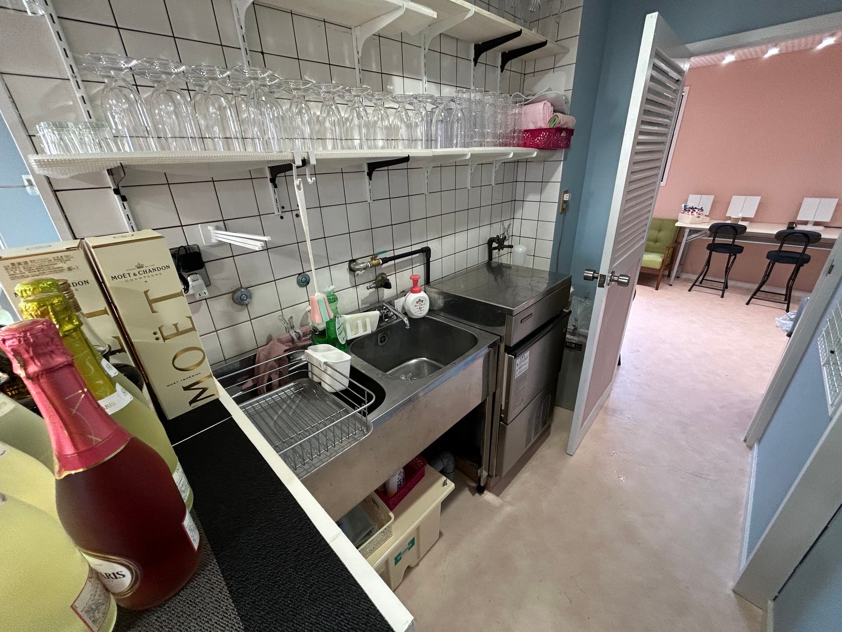 駅近☆オフ会や撮影会などができる可愛いらしいカフェスペースの写真15