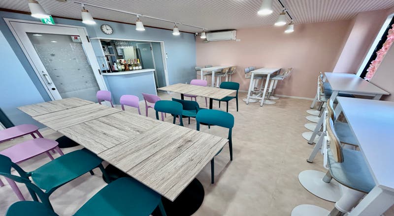 駅近☆オフ会や撮影会などができる可愛いらしいカフェスペース