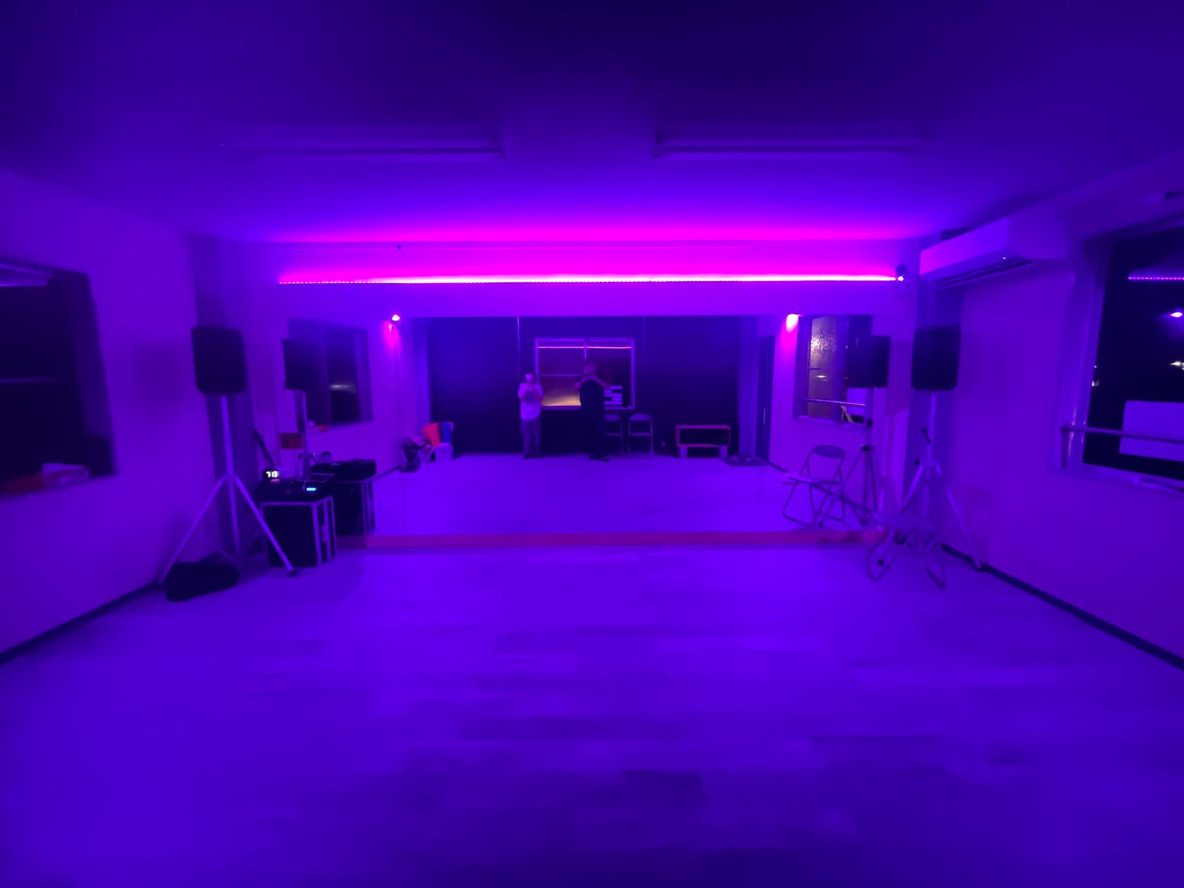 スタジオ3階　筑前前原駅より徒歩1分　ダンススタジオ営業時間外にレンタルスペースとしていかがですか？の写真5