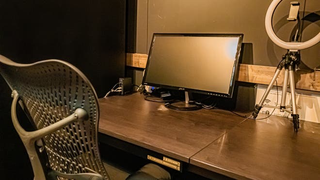 🥇冬休み先取り半額キャンペーン⛄関内駅徒歩3分!!【完全個室】テレワーク・撮影配信・筋トレに最適の写真8