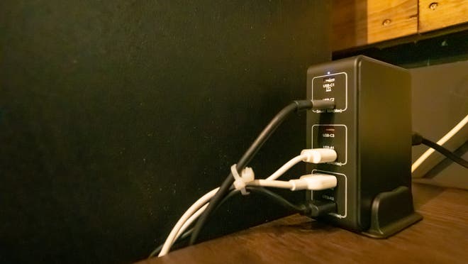 🥇冬休み先取り半額キャンペーン⛄関内駅徒歩3分!!【完全個室】テレワーク・撮影配信・筋トレに最適の写真3